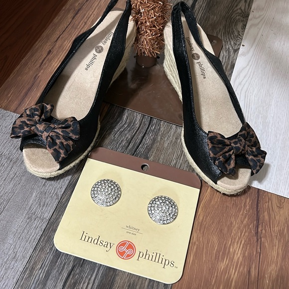 lindsay phillips | Shoes | New Lindsay Phillips With Xtra Snaps | Poshmark